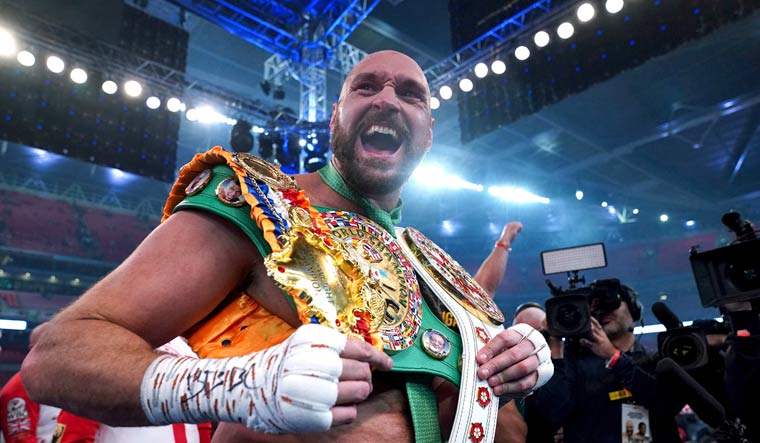 ''I''m a legend'': Tyson Fury retains heavyweight belt in final fight ...