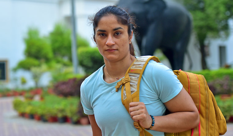 Wrestler Vinesh Phogat returns Khel Ratna, Arjuna Award over WFI ...