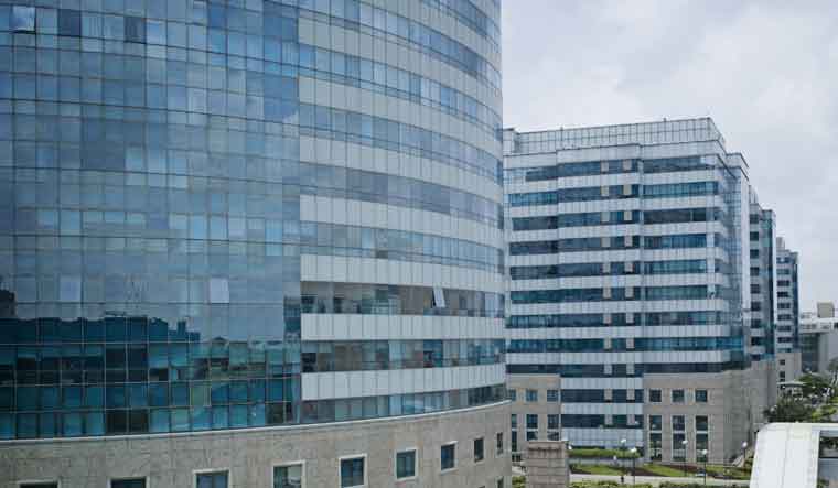 Office real estate may finally have made a 'smart recovery'- The Week