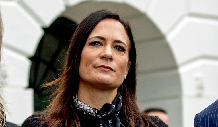 Former White House press secretary, whose memoir puts Trump in poor ...