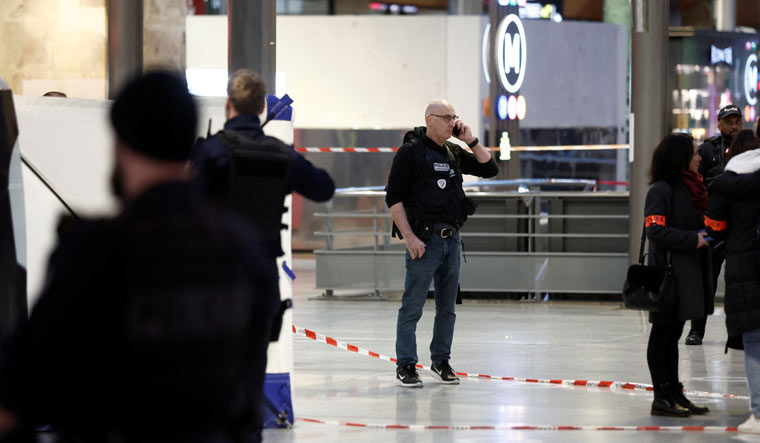 Several hurt in Paris station attack, attacker 'neutralised'- The Week