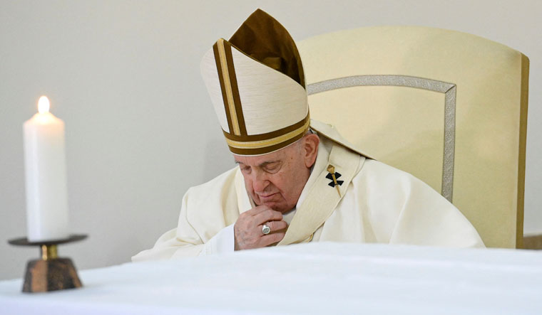 Pope Francis to miss Good Friday procession in Rome owing to cold ...