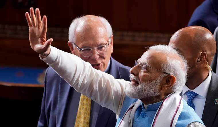 Modi says 'no discrimination' in India; Muslim Reps boycott PM's ...