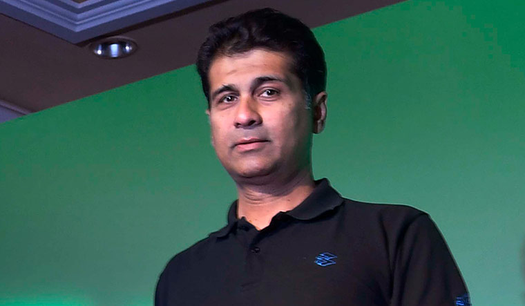 Heroes stand alone- The Week