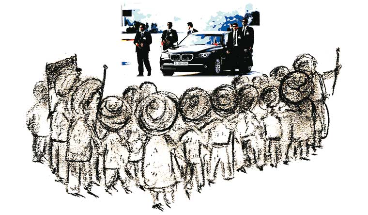 Blaming an SP for leaving PM stranded on highway won't resolve VVIP ...