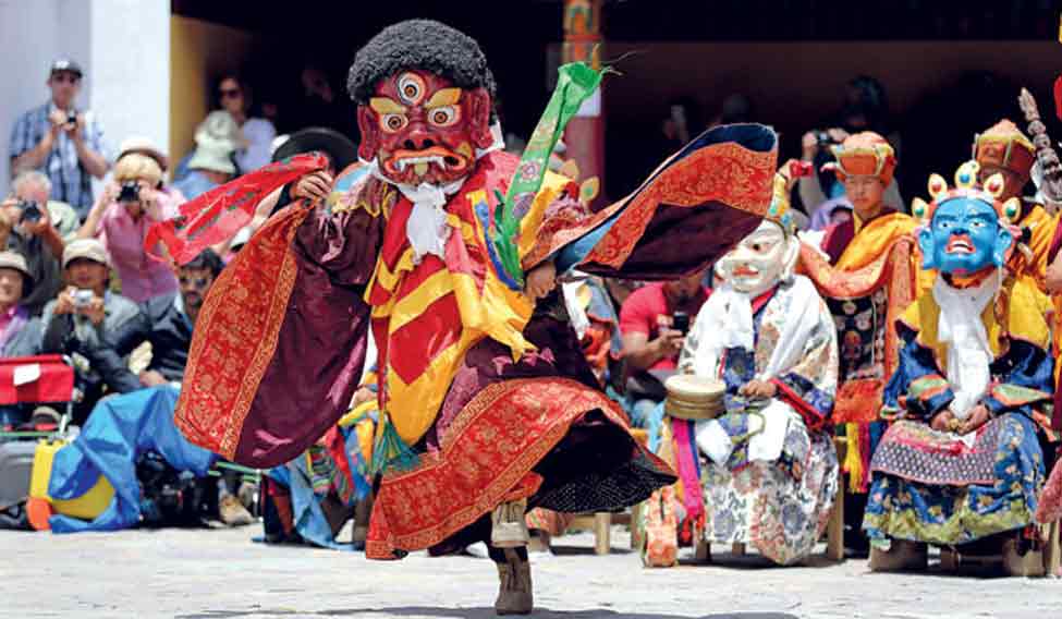 Dance with the lamas