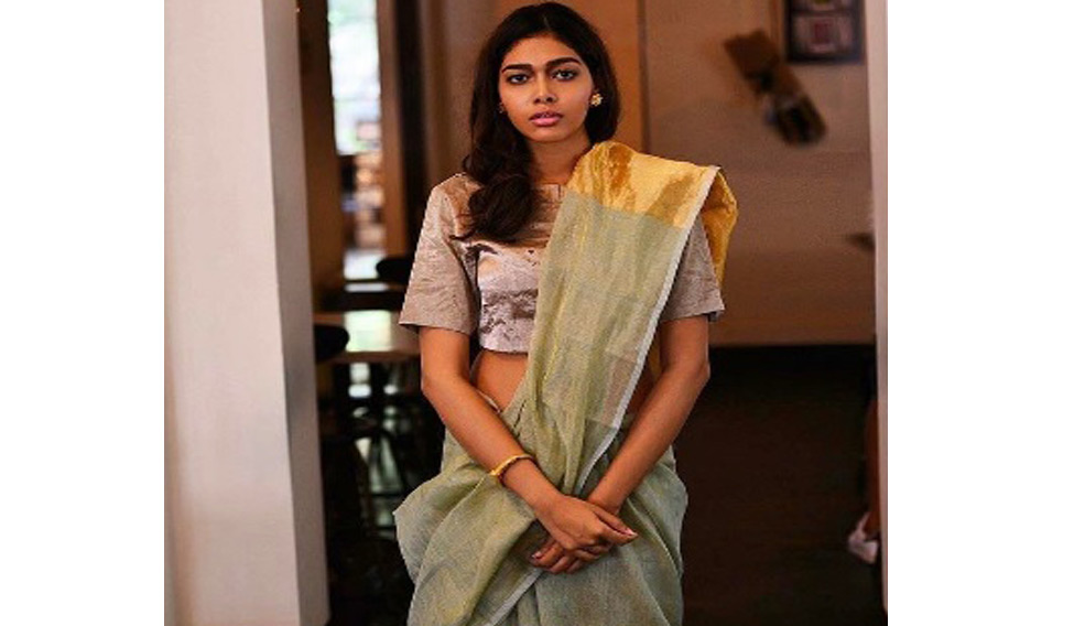 Sari styles for summer