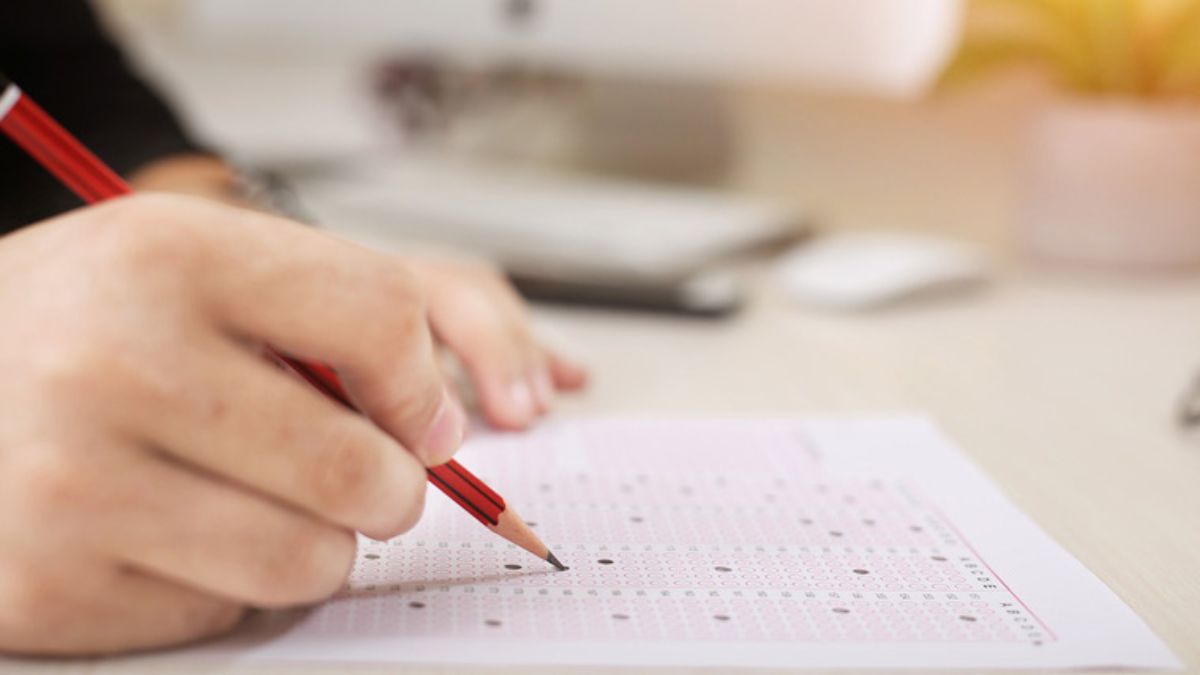 CET sacred thread row: ‘Dream of becoming an engineer shattered’, says ...