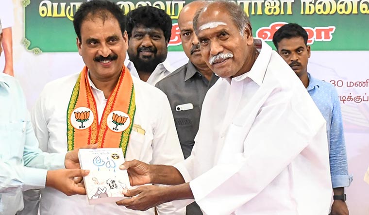 Puducherry: Rebelling BJP legislators put the Rangasamy government in a ...