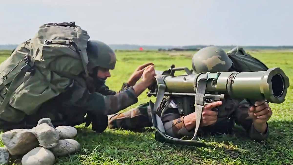 Siliguri Corridor: Can India defend its 'Chicken's Neck' against China ...