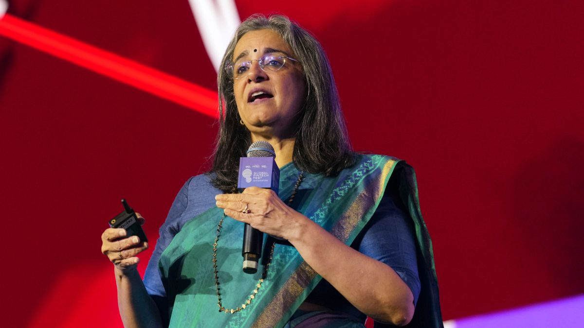 Regulatory violations: Ex-SEBI chief Madhabi Puri Buch, 5 others move ...