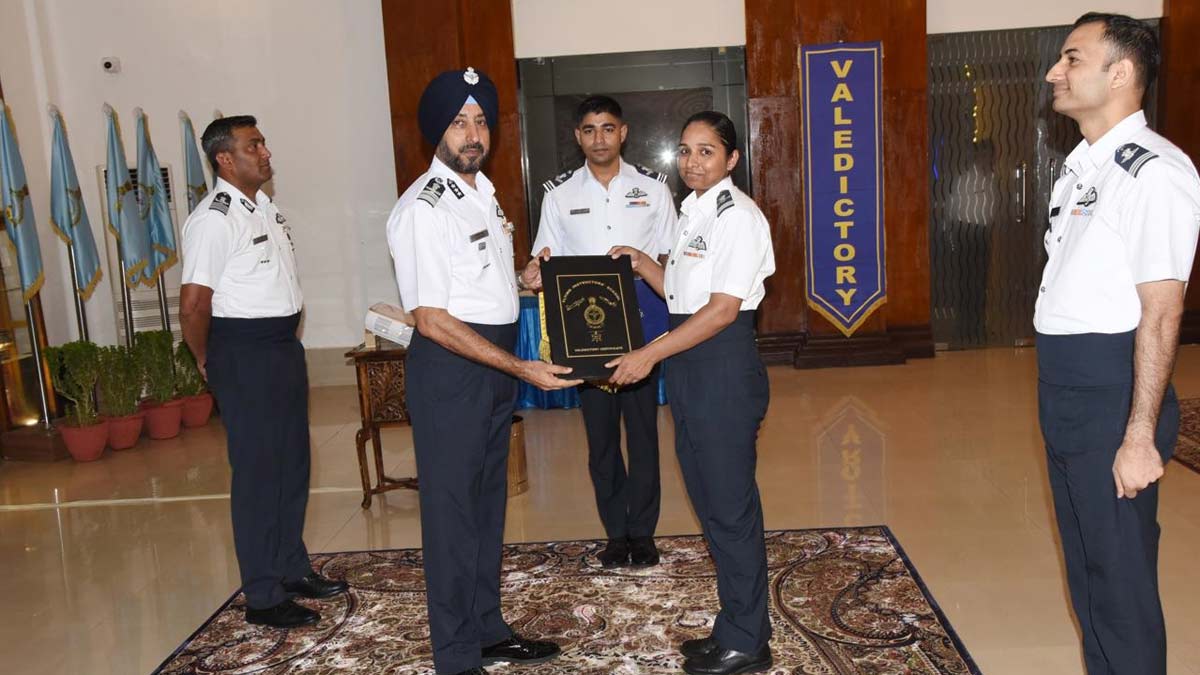 Who is Squadron Leader Shivangi Singh? Rafale pilot whose plane Pakistan claimed to have shot ...