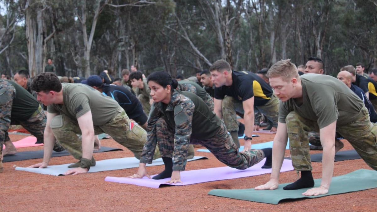 SEE PICS | While cricket teams battle it out in Perth, Indian and ...