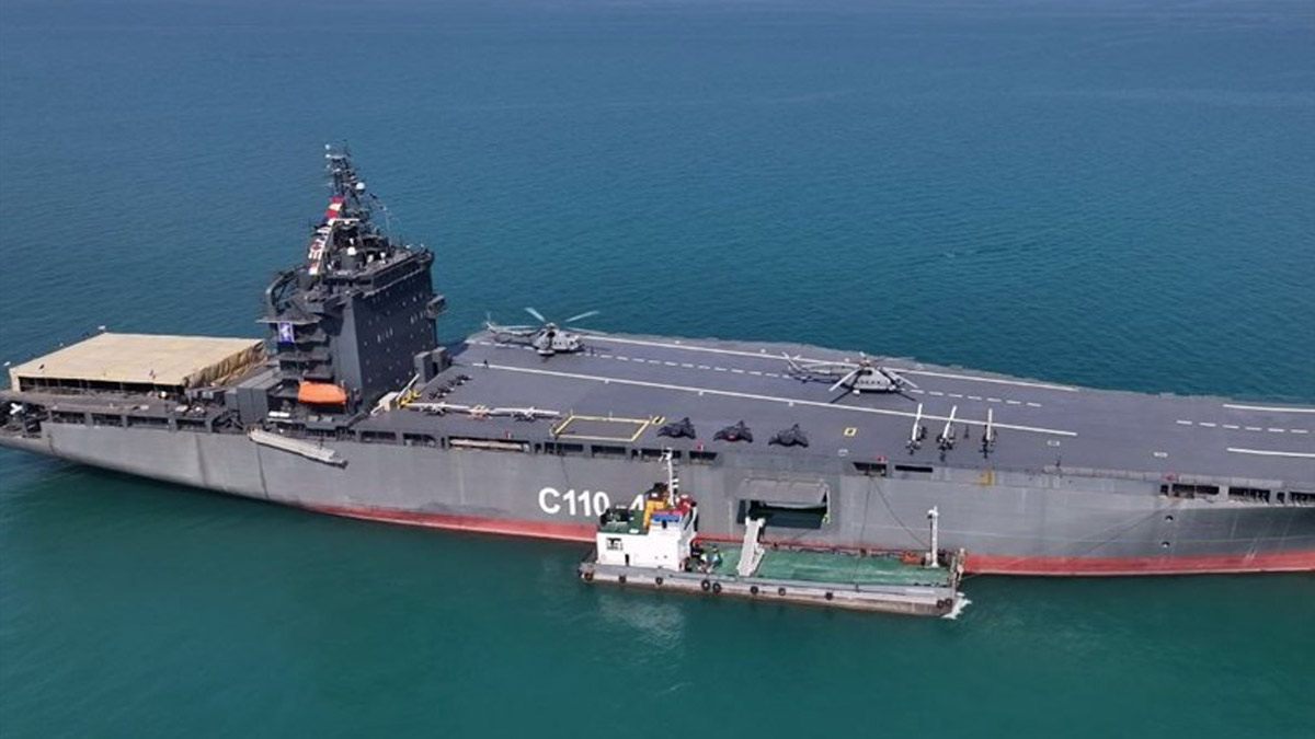 Iran's 'largest naval military project' drone-carrier warship Martyr ...