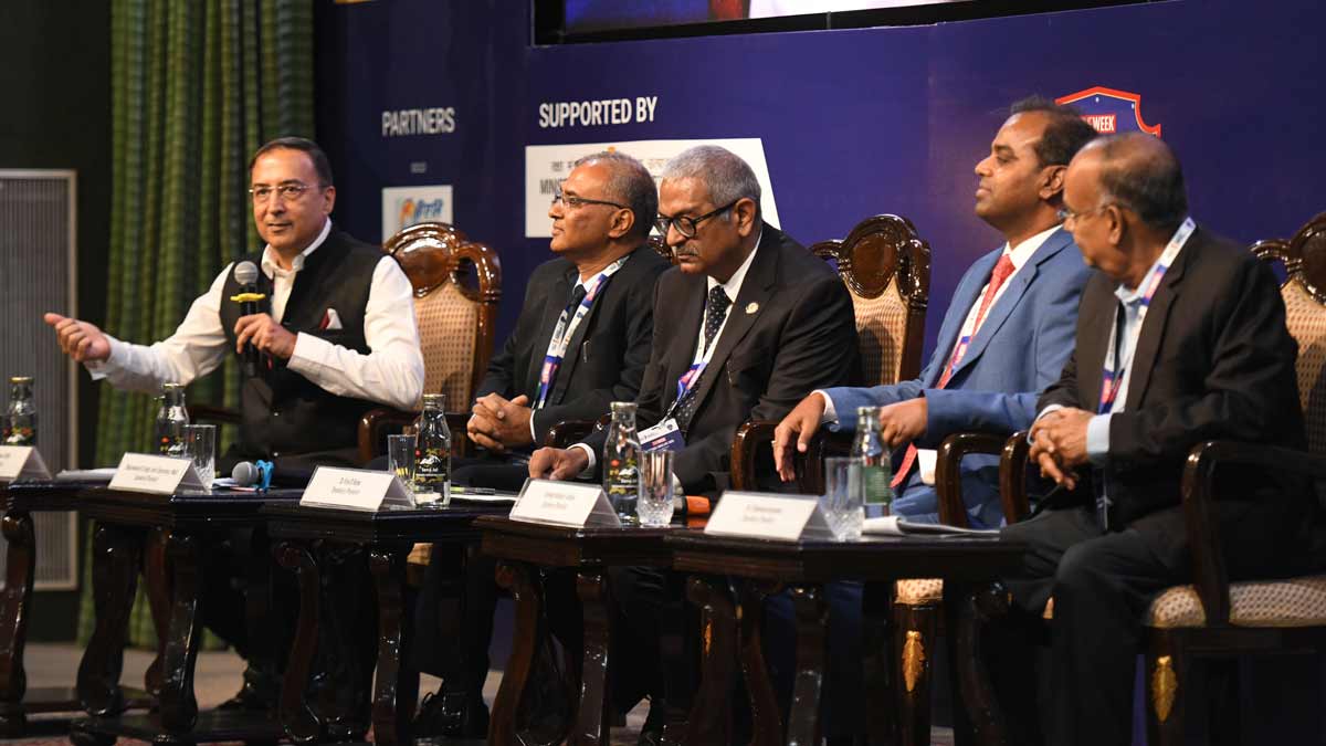 Technology plays important role in defence, needs more involvement and ...