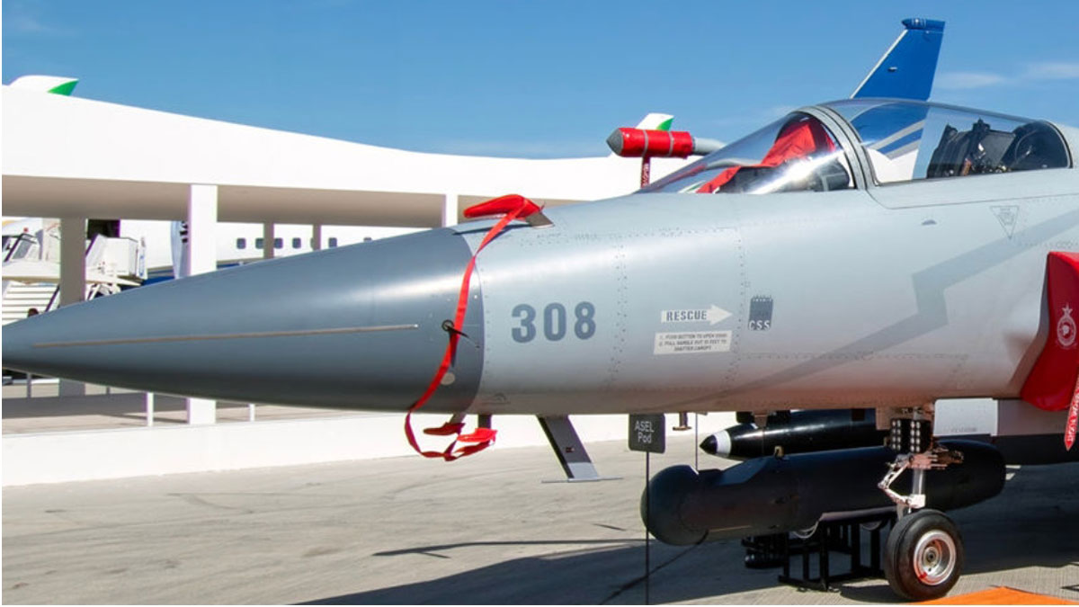Pakistan JF-17 fighter jet, which it claimed was used against India, in ...