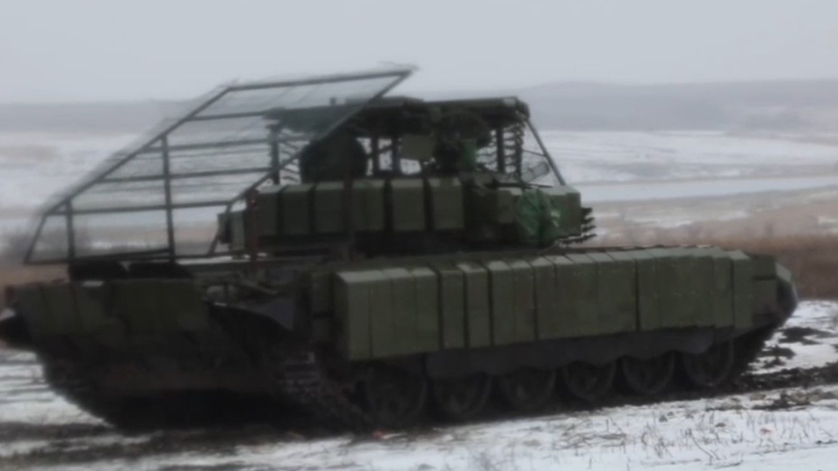 cope cages, tank protection, drone defense, anti-tank, Abrams tanks ...