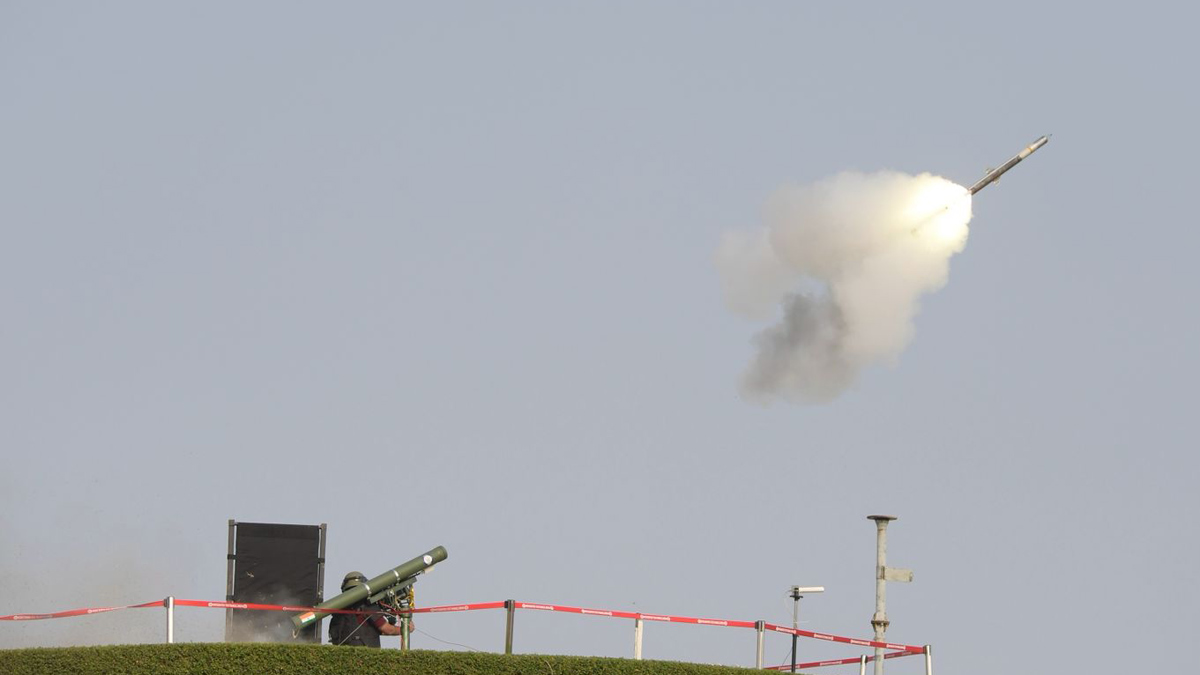 VSHORADS missile destroys high-speedtargets in triple-test success for ...