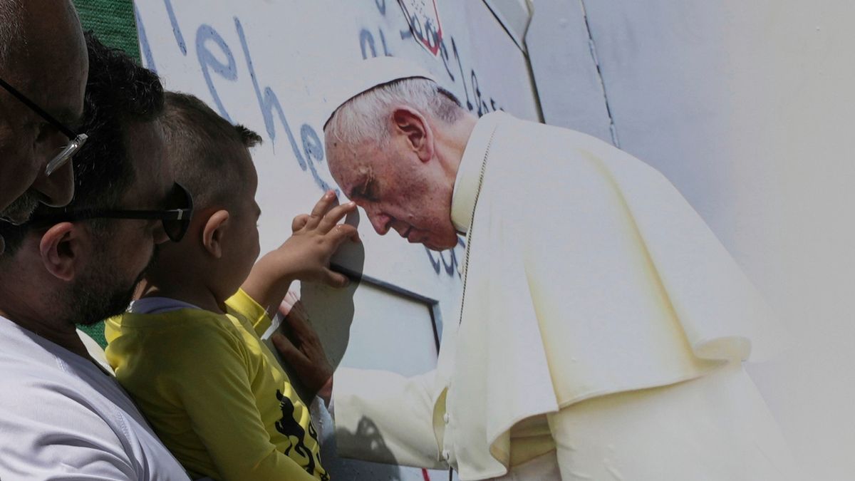 Pope Francis funeral updates: Who is attending, how to watch and what ...