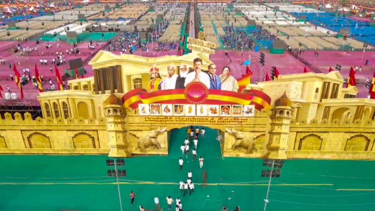 Actor Vijay's party conference: Fans and supporters faint in severe ...