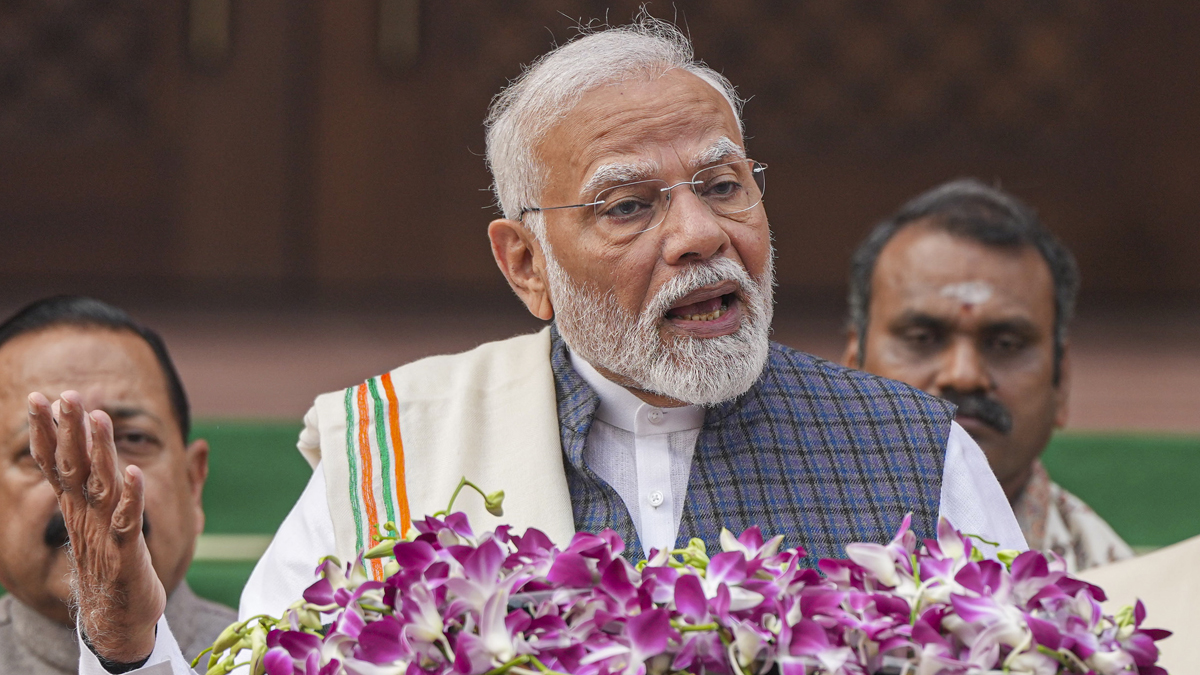 PM Modi doubles down attack against opposition after Maharashtra poll ...