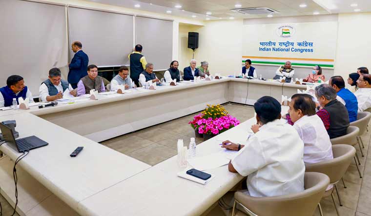 Congress 2nd list: Kamal Nath's son from Chhindwara; Gehlot, Pilot not ...