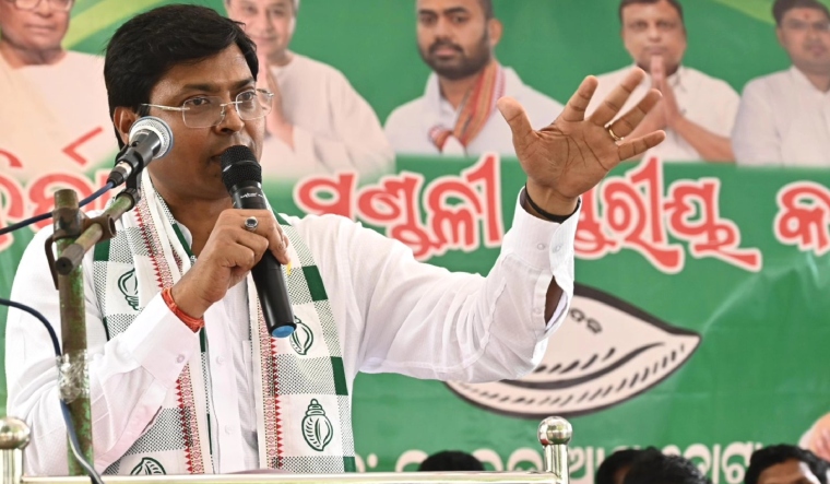 Who is Dilip Tirkey? Hockey legend taking on BJP's Jual Oram from ...