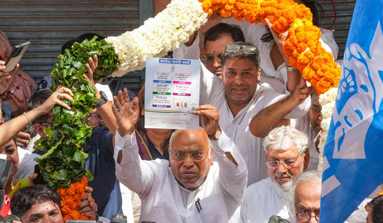 Congress to release manifesto today; focus on "Paanch Nyay Pachees ...