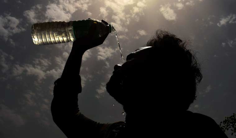 What are the 5 physiological mechanisms that trigger heatwave ...