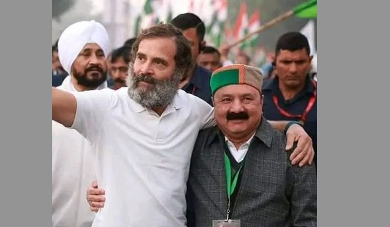 Why did Congress choose Gandhi family’s confidant K.L. Sharma for ...