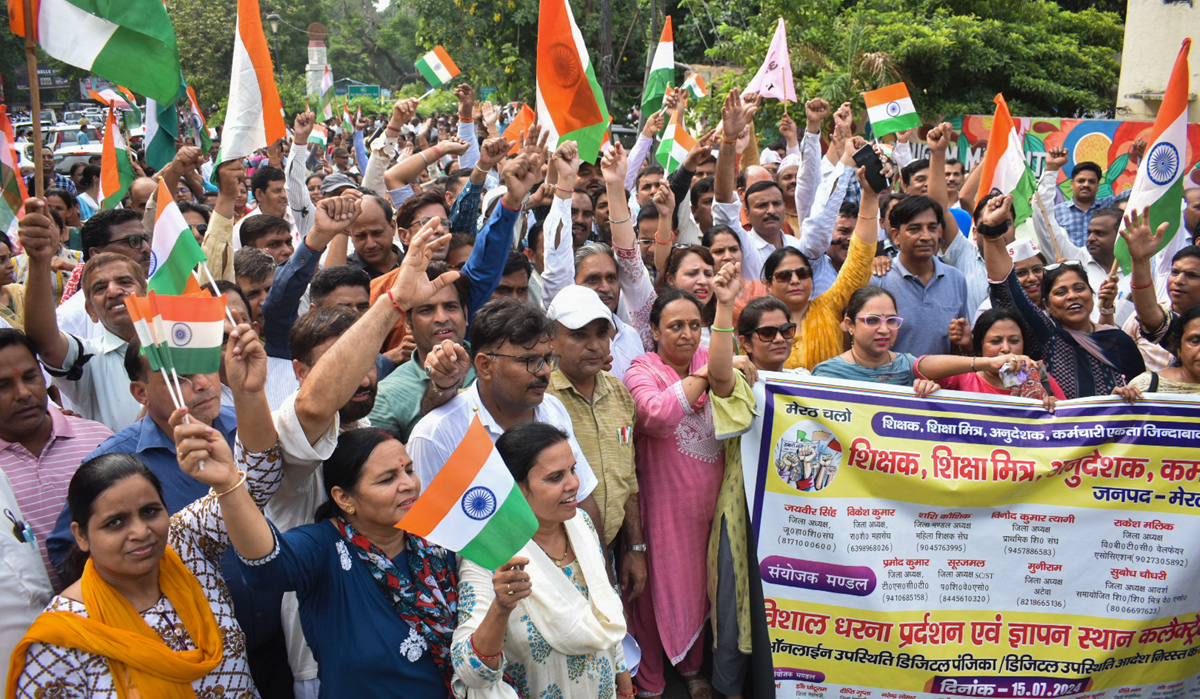 UP govt withdraws digital attendance system for teachers after protests ...