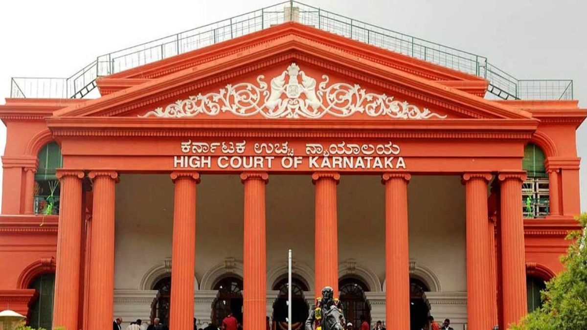 Karnataka HC issues notice to state govt as women lawyers demand 33% ...
