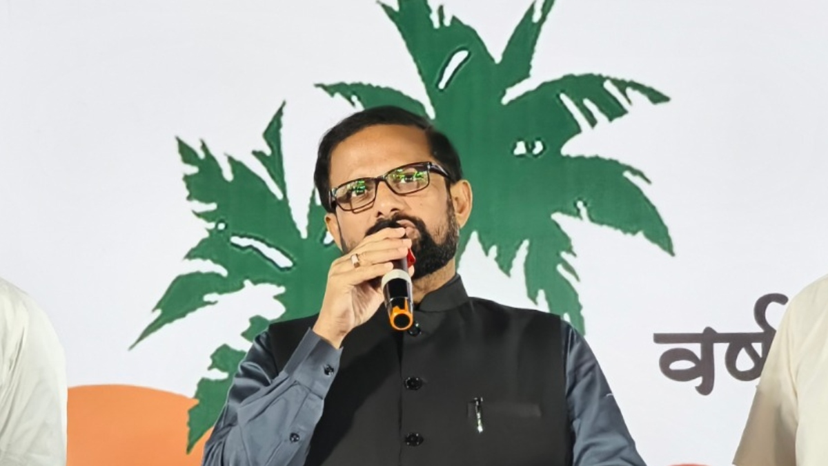 ‘Digital fraud’: Bal Thackeray’s AI voice at UBT Sena event irks Shiv ...