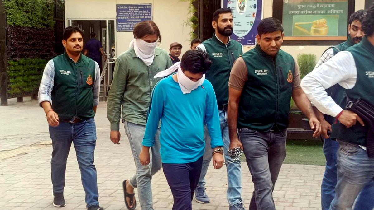 Arrested ISIS terrorists wanted to attack Delhi on Diwali, reported to ...