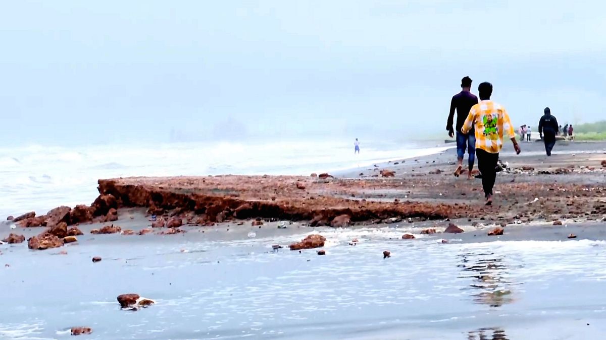 Cyclone Montha: AP’s Kakinada braces for impact; danger signal sounded ...