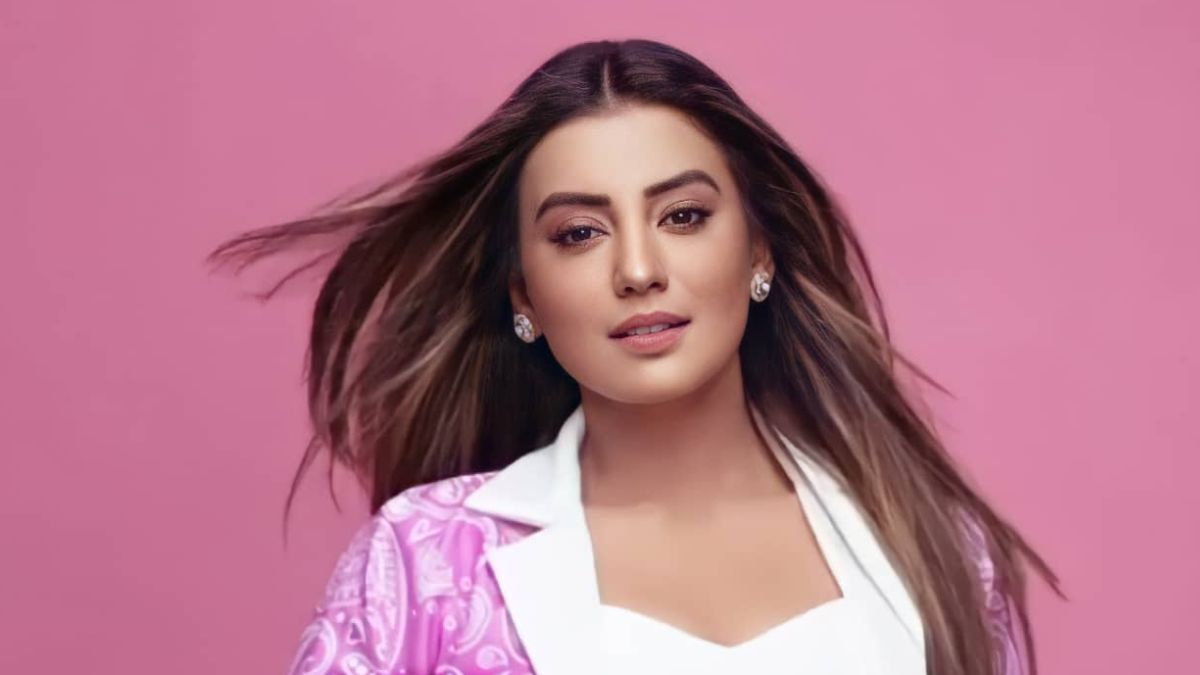Bhojpuri’s highest-paid star Akshara Singh sparks candidacy rumours ...