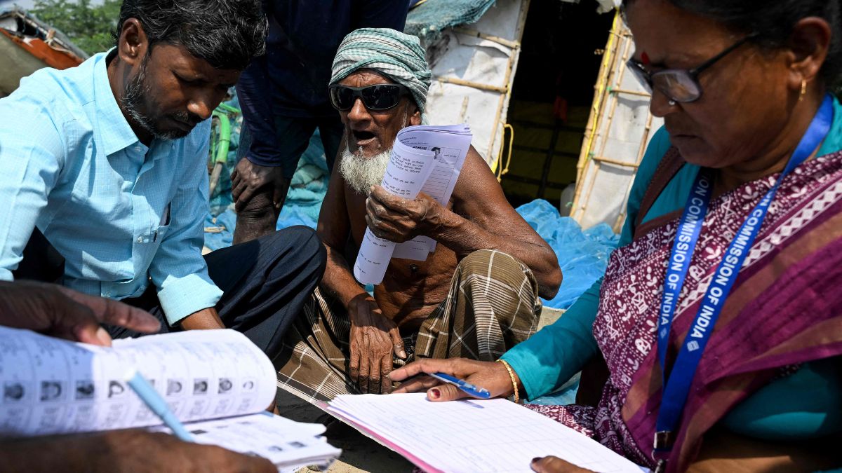 West Bengal SIR: ECI to delete 43 lakh names from electoral rolls- The Week