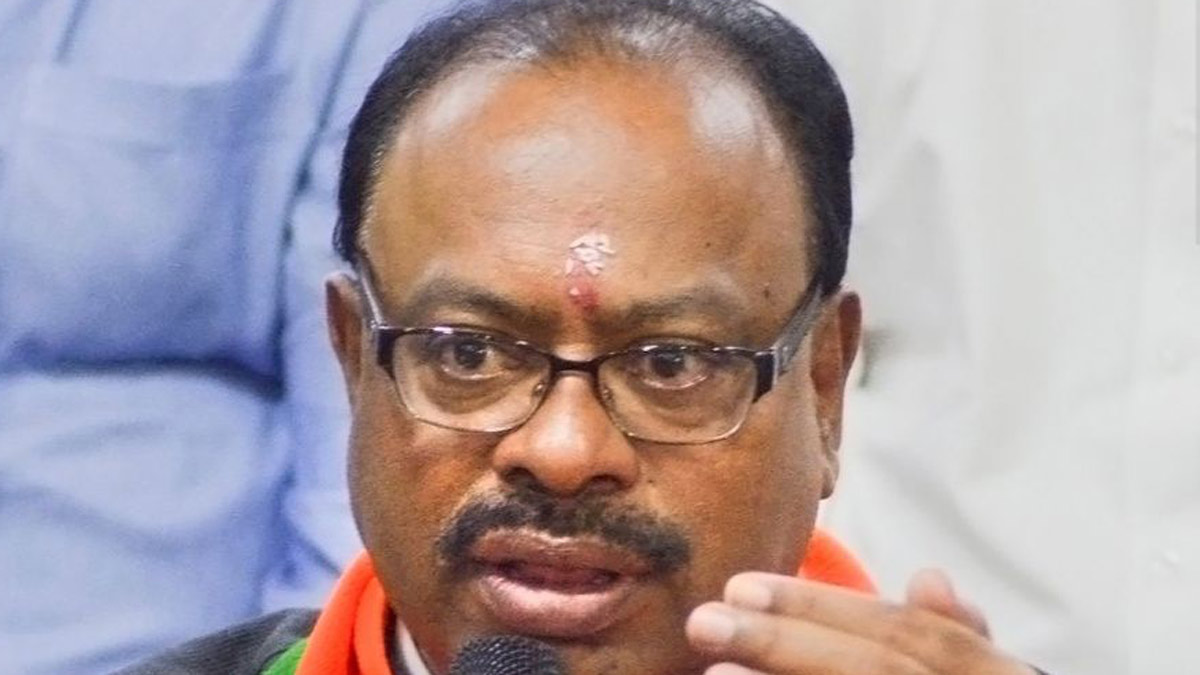 As Mahayuti government completes 1 year in Maharashtra, Chandrashekhar ...