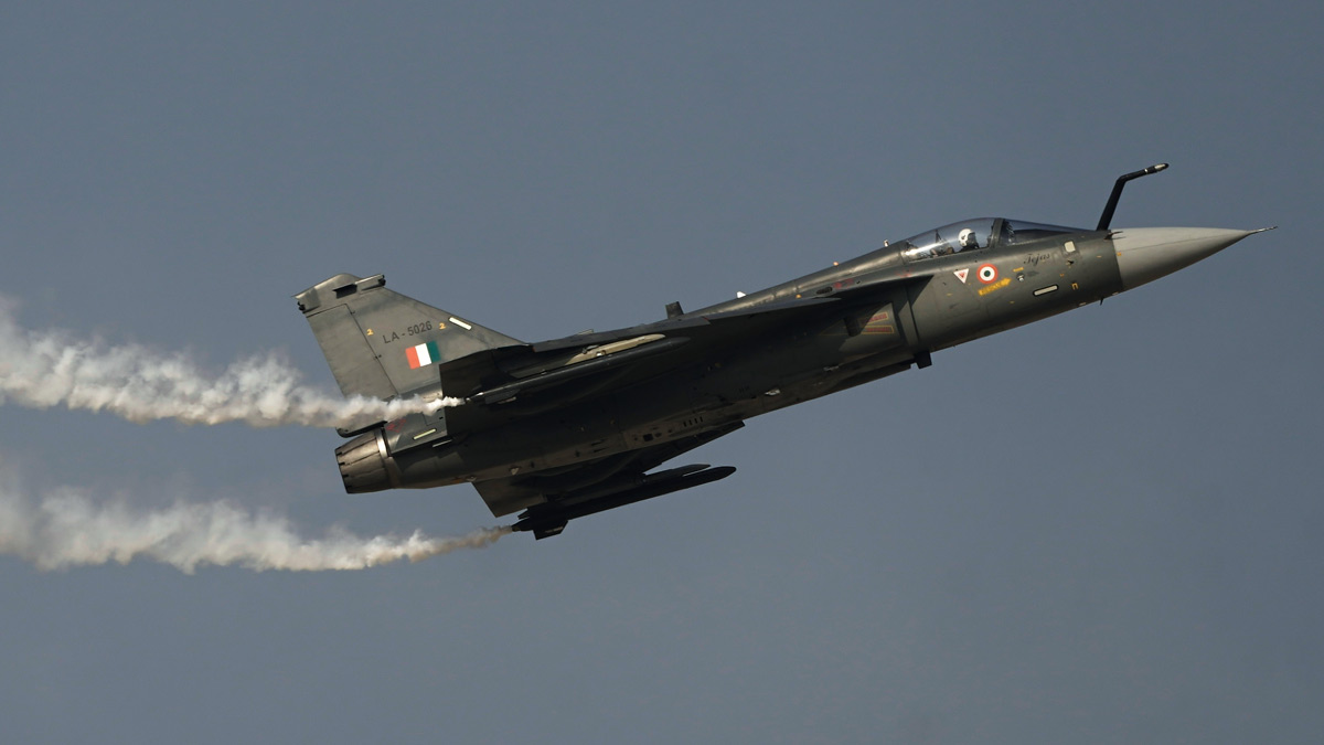 How and when did the LCA Tejas fighter jet crash? Airframes of military ...