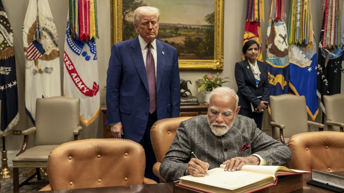 India is going to say sorry and make a deal with Donald Trump, claims ...
