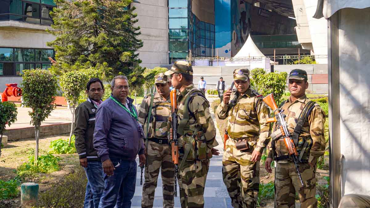 Delhi Assembly Election Results 2025: AAP vs BJP vs Congress – Who’s ...