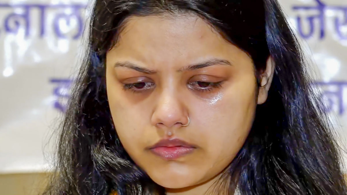 File FIR against those trolling Himashi Narwal: Former IPS officer ...