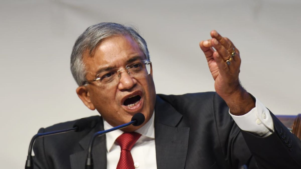 Bihar SIR | After CEC Gyanesh Kumar's '0' address for homeless claim, CPI(M) MP John Brittas ...