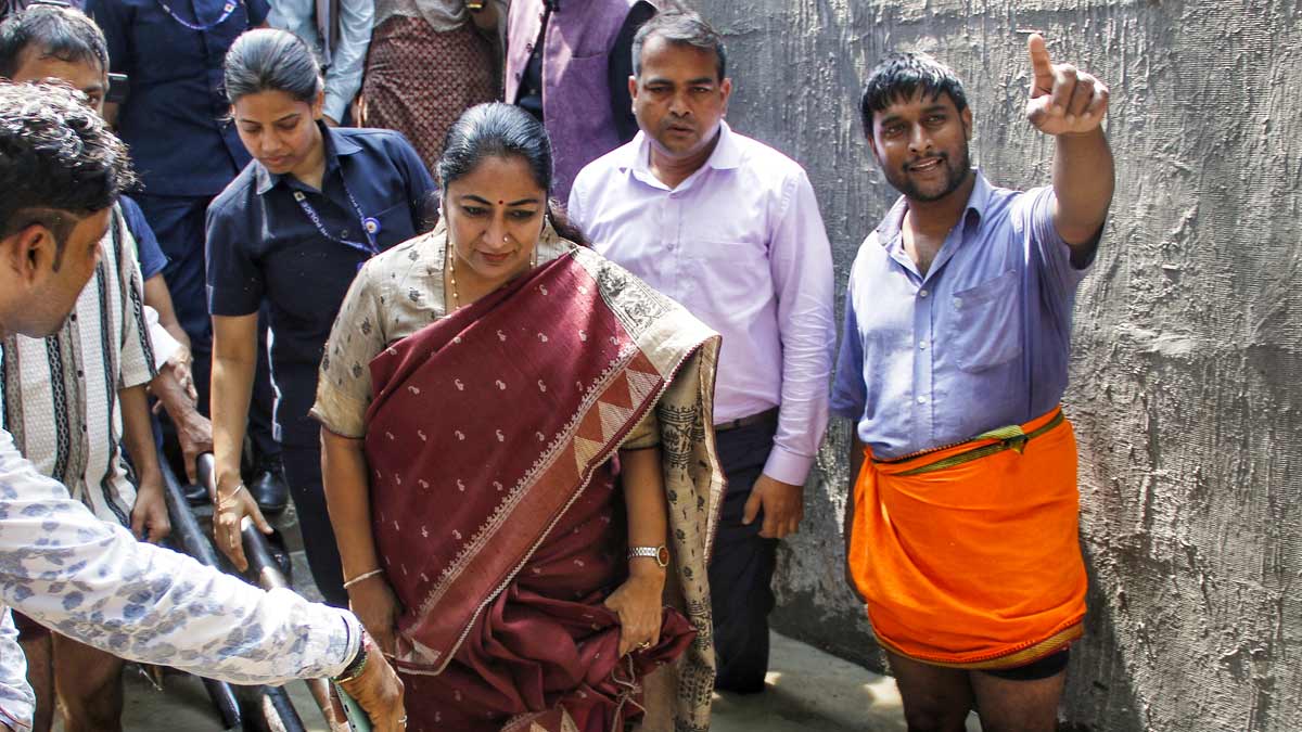 After assault on CM Rekha Gupta, Delhi govt develops SOP for Jan Sunwai in all constituencies ...