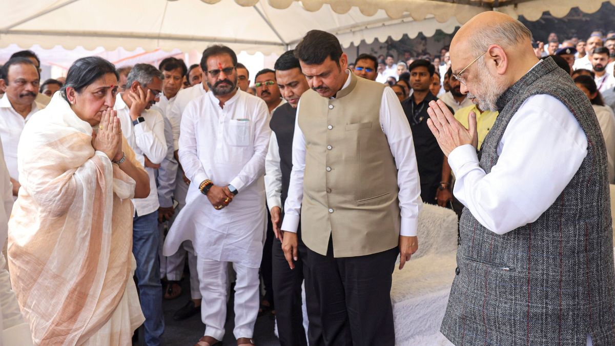 Sunetra Pawar to become Maharashtra deputy CM? NCP to field MP in Ajit ...