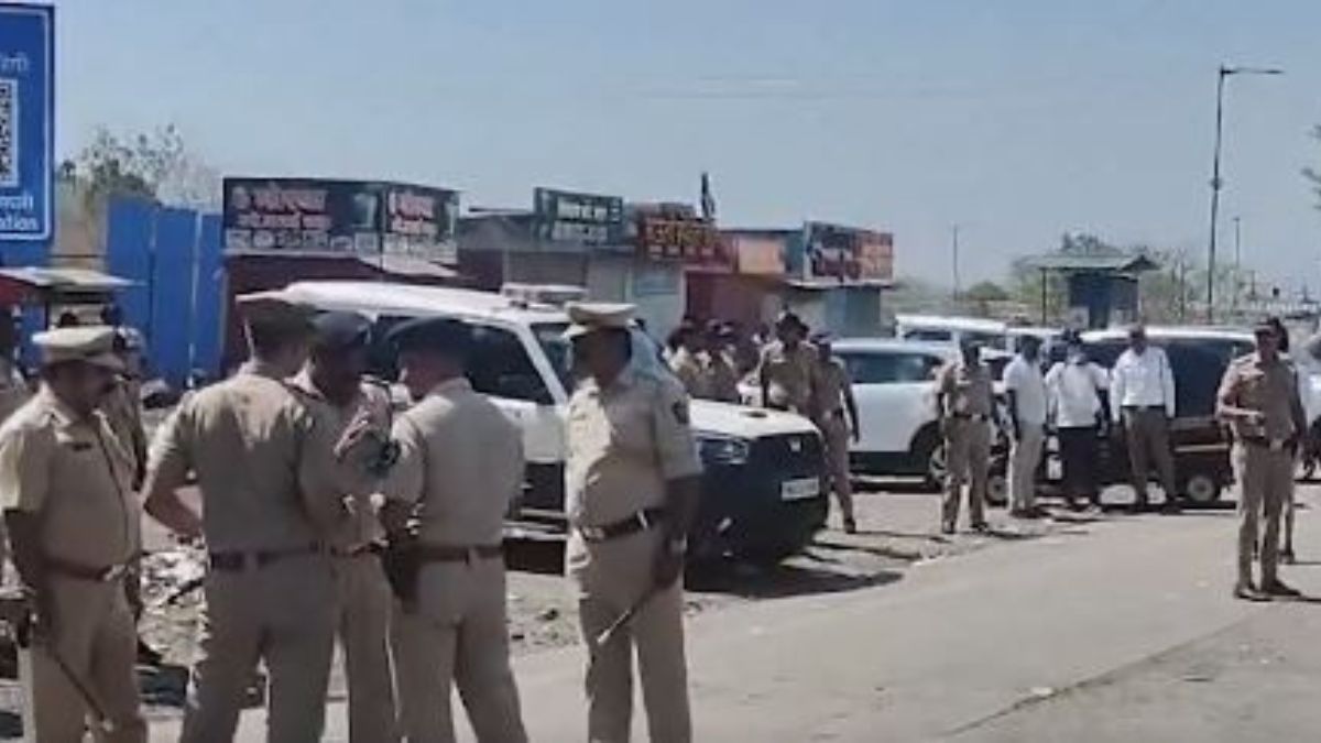 Protests block Navale bridge in Pune for hours after 65-year-old rapes ...