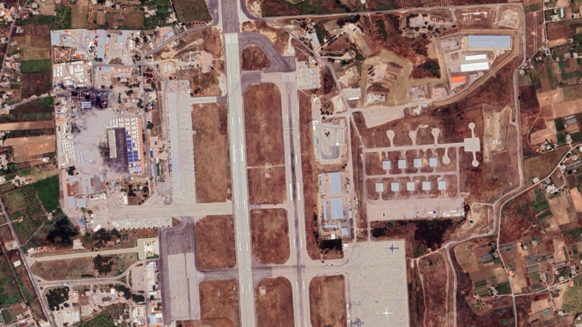 Syria: Intel claims Russian ships planning sealift from Tartus as rebel ...