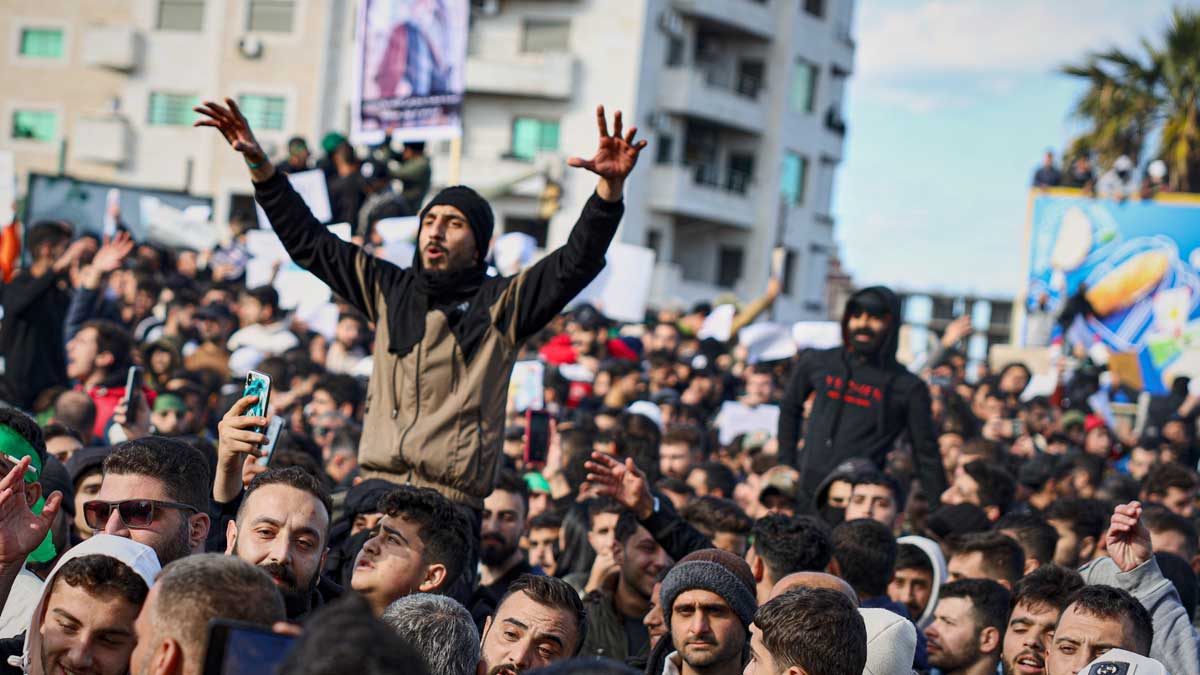 Beyond sectarian hatred: The strategic logic behind the Homs bombing in ...