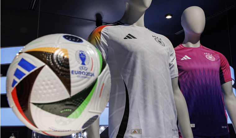 Nazi symbolism: Germany withdraws football jerseys with number 44- The Week
