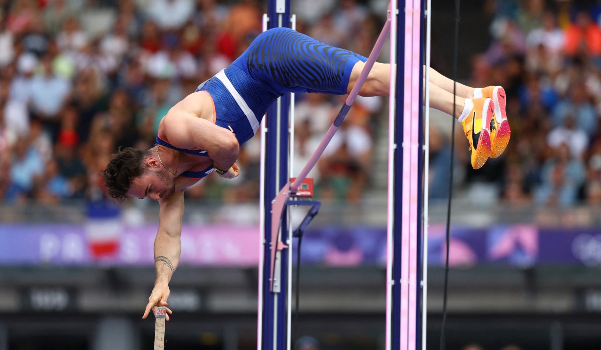 French pole vaulter gets hiring call from porn site after manhood costs ...